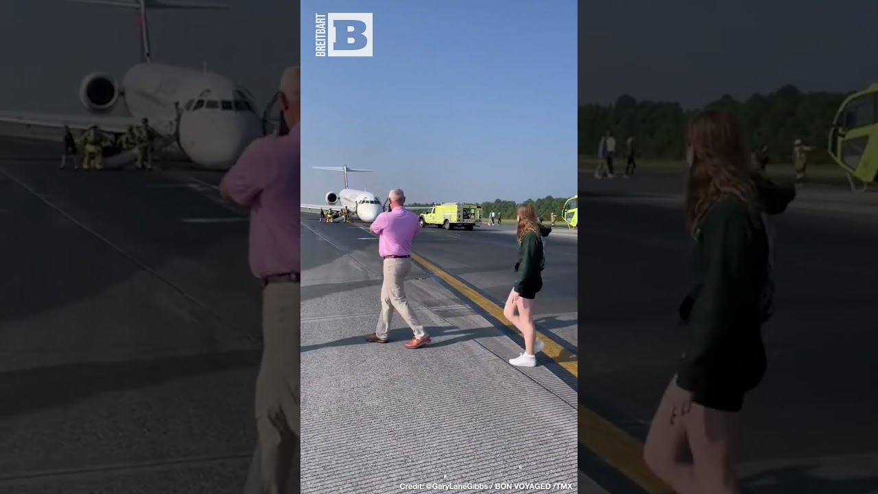 Delta Flight Makes Emergency Landing WITHOUT Front Landing Gear - The BATTLEFRONT